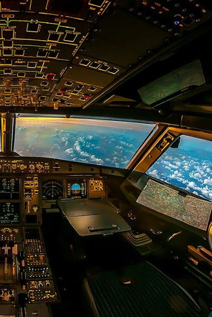 Aerospace and Engineering: Flight Deck