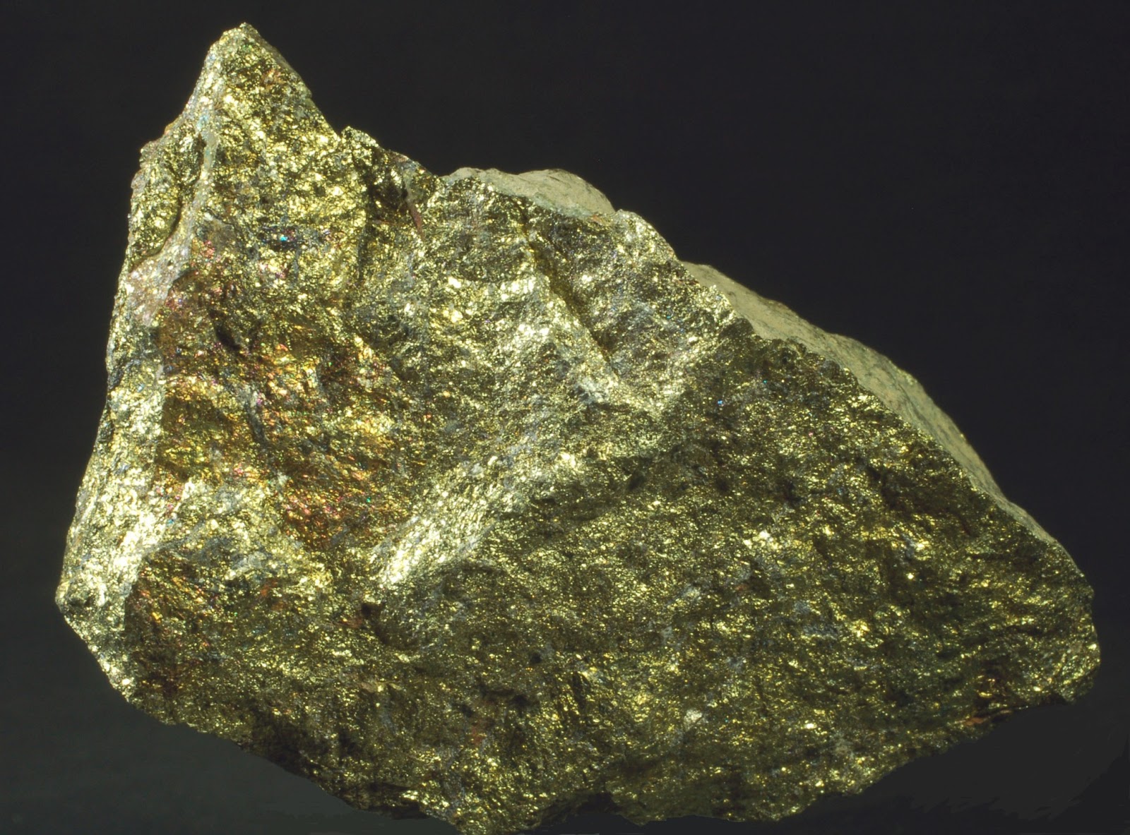 Minerals del Massís del Montseny: CALCOPIRITA - 60 x 35 x 35 mm - Nº de ...