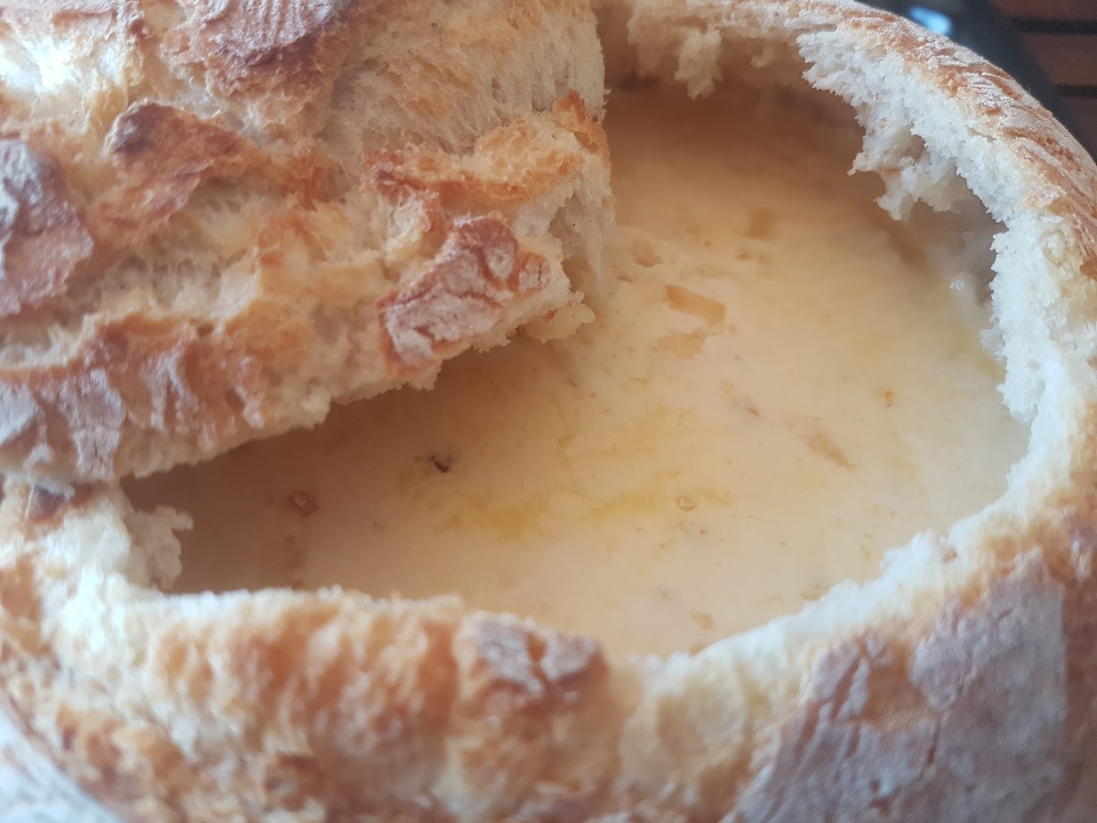 Receta Pan de payés relleno de quesos