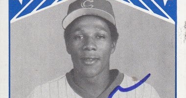 Daily Autograph: Gary Jones