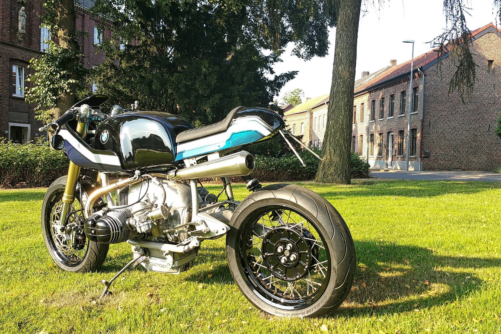 BMW Cafe Racer Coffee Rocker - RocketGarage - Cafe Racer Magazine