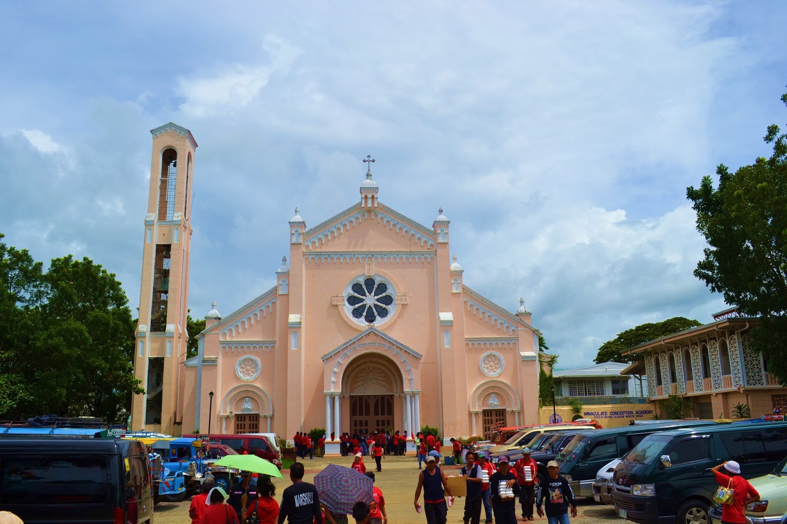 Ilocos Norte Adventure: Laoag City, Batac City, Paoay