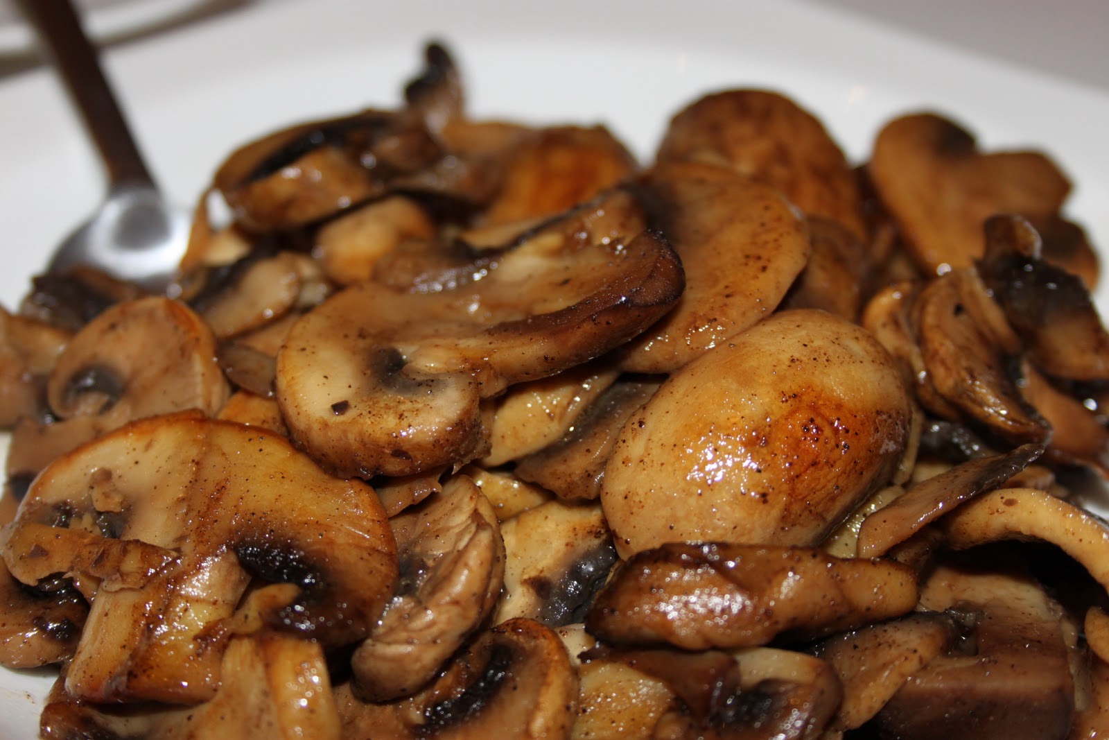 Biff med karamellisert sopp