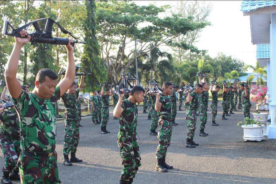 Media Padjajaran Nusantara Indonesia: SENAM SENJATA DAN BINSIK LARI ...