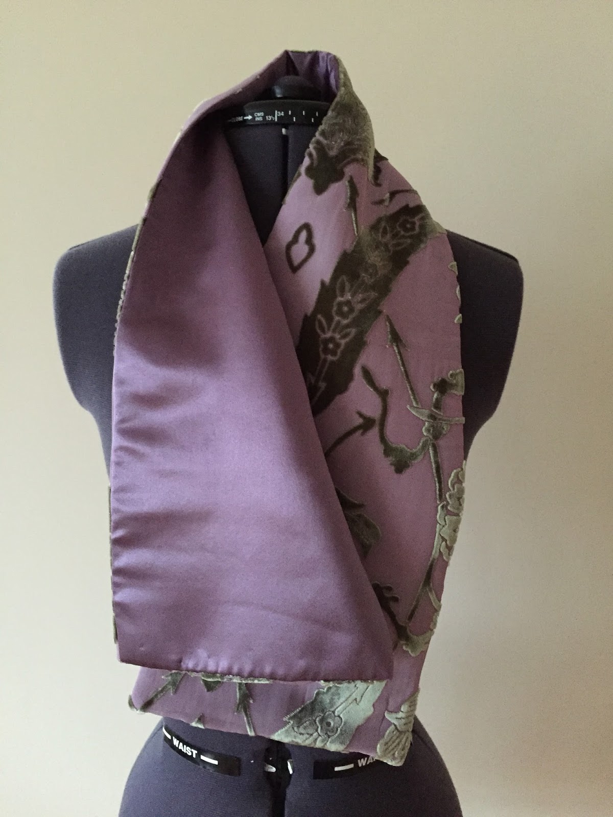 Diary of a Chain Stitcher : Silk Velvet Devoré Scarf
