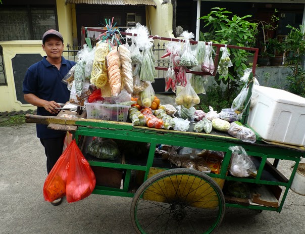 Pedagang Keliling BISA Menjadi Peserta BPJS Ketenagakerjaan - BePeJeEsTeKa