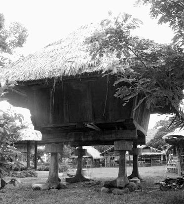 100 MILE HOUSE: Indigenous Houses Of The Philippines
