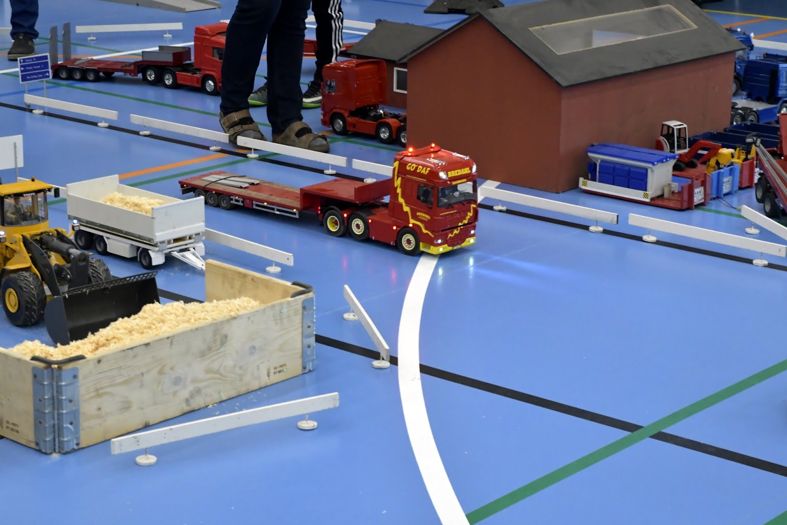 Dansk H0 - Modul Samkørsel.: Lørdag i Kjellerup.