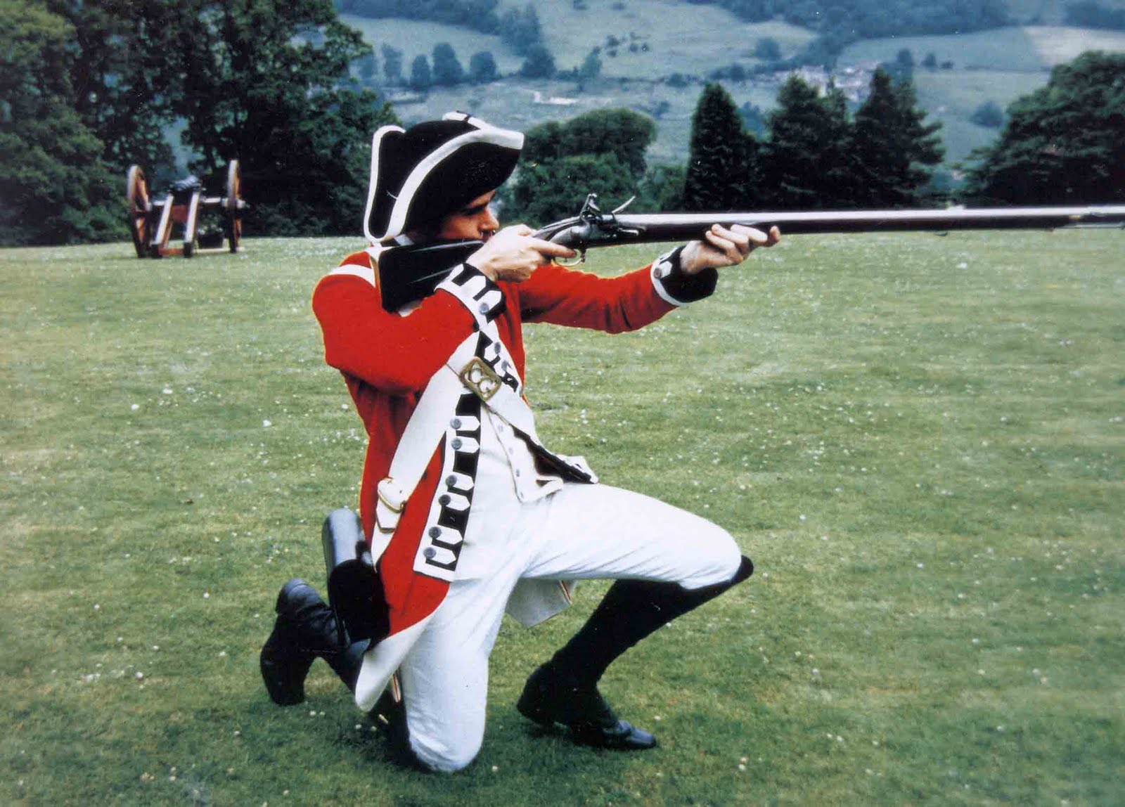 The encyclopedia of weapons: Three special muskets