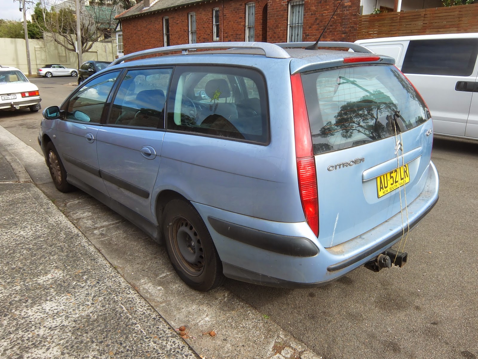 Aussie Old Parked Cars: 2001 Citroen C5 Wagon