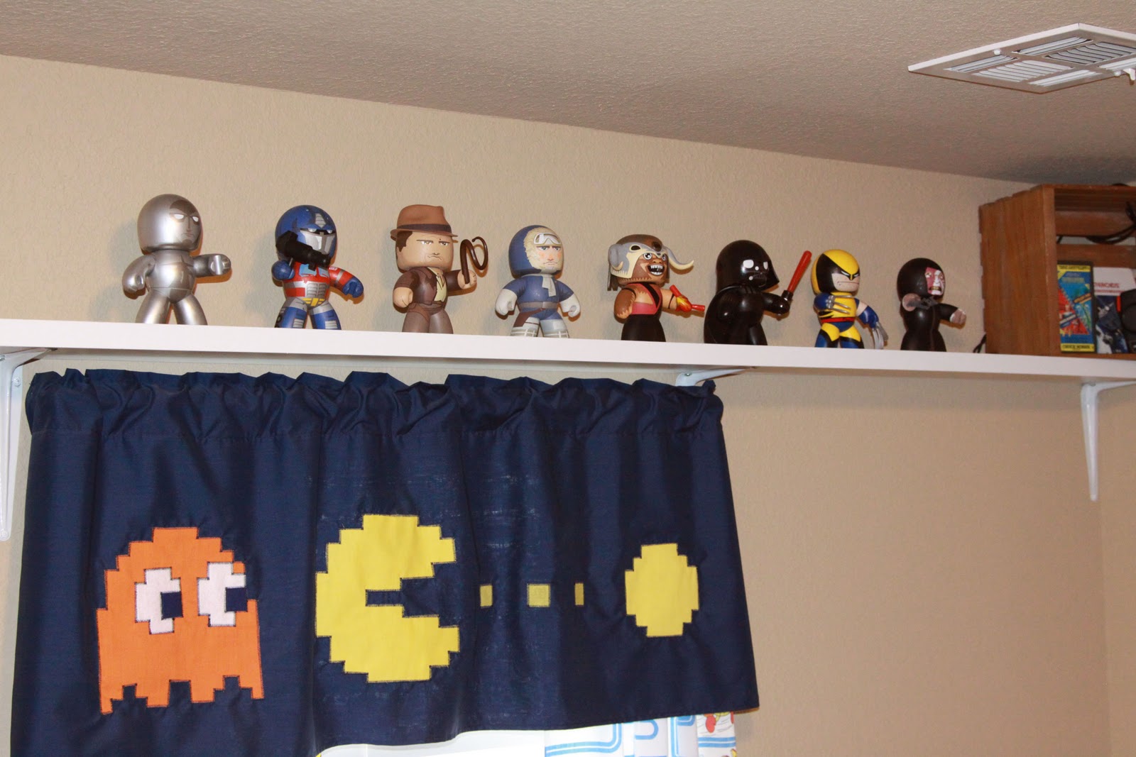 Stuff and Things: Tween Boy's Vintage Video Game Room