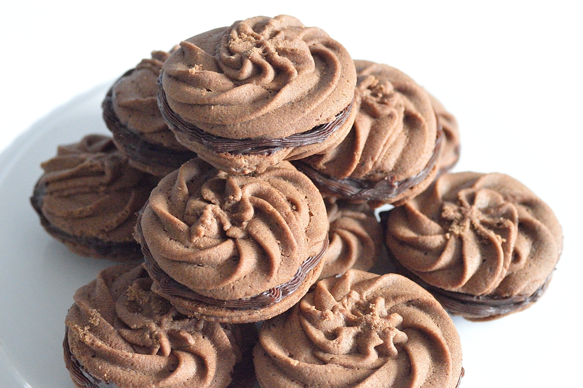 Chocolate Viennese Whirls | Utterly Scrummy Food For Families