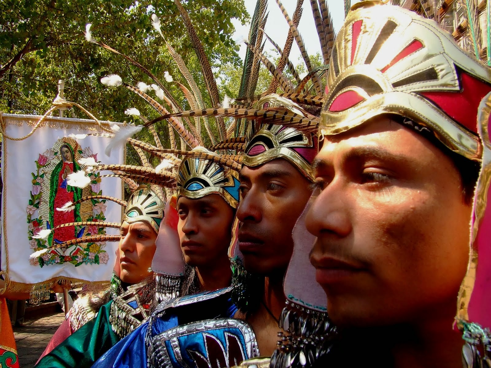 violetas: EL IMPERIO AZTECA (*) ( MEXICAS )