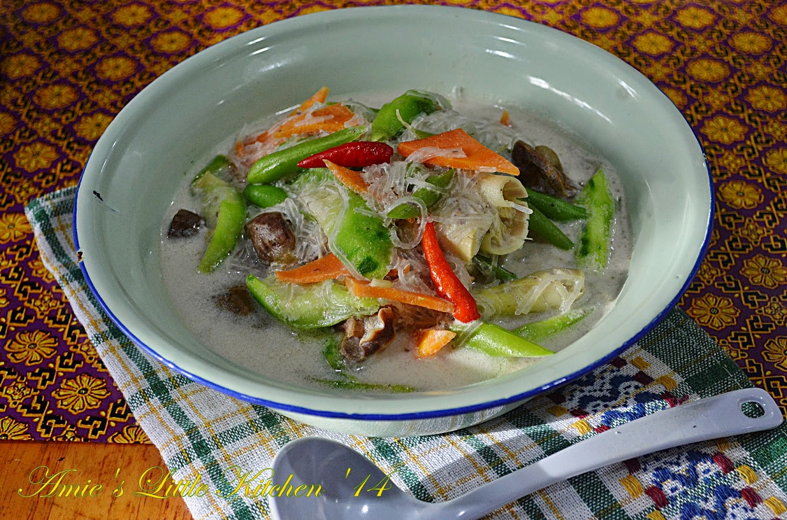 10 Resepi Berasaskan Sayur yang Mudah Tapi Sedap! - Amie's Little Kitchen