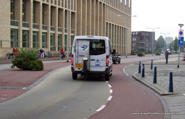 A view from the cycle path: How poor design creates conflict: An ...