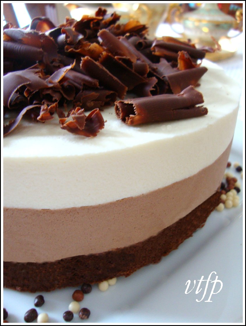 Viens te faire plaisir: Gâteau mousse triple chocolat