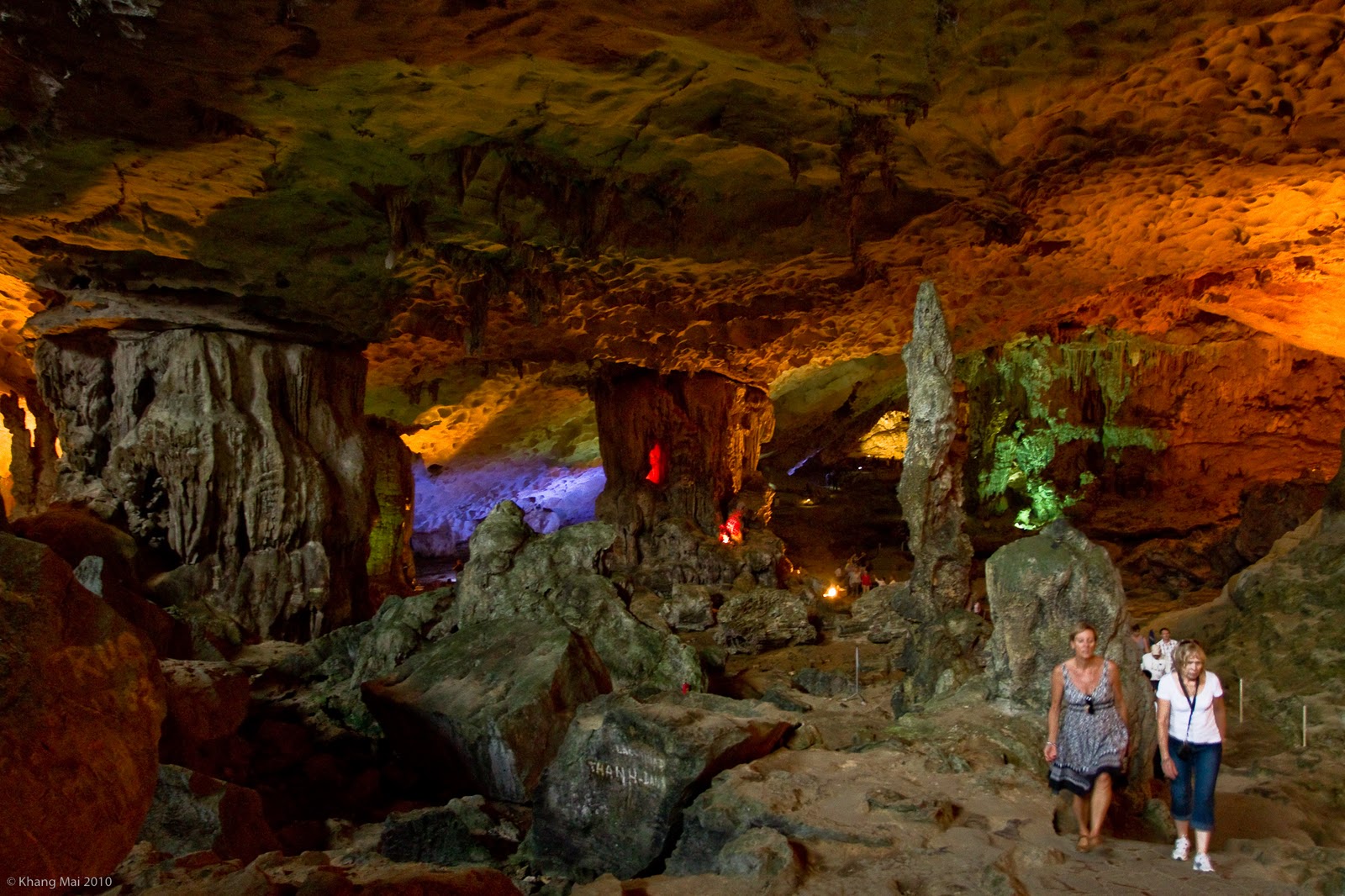 Mai blog: Caves in Color