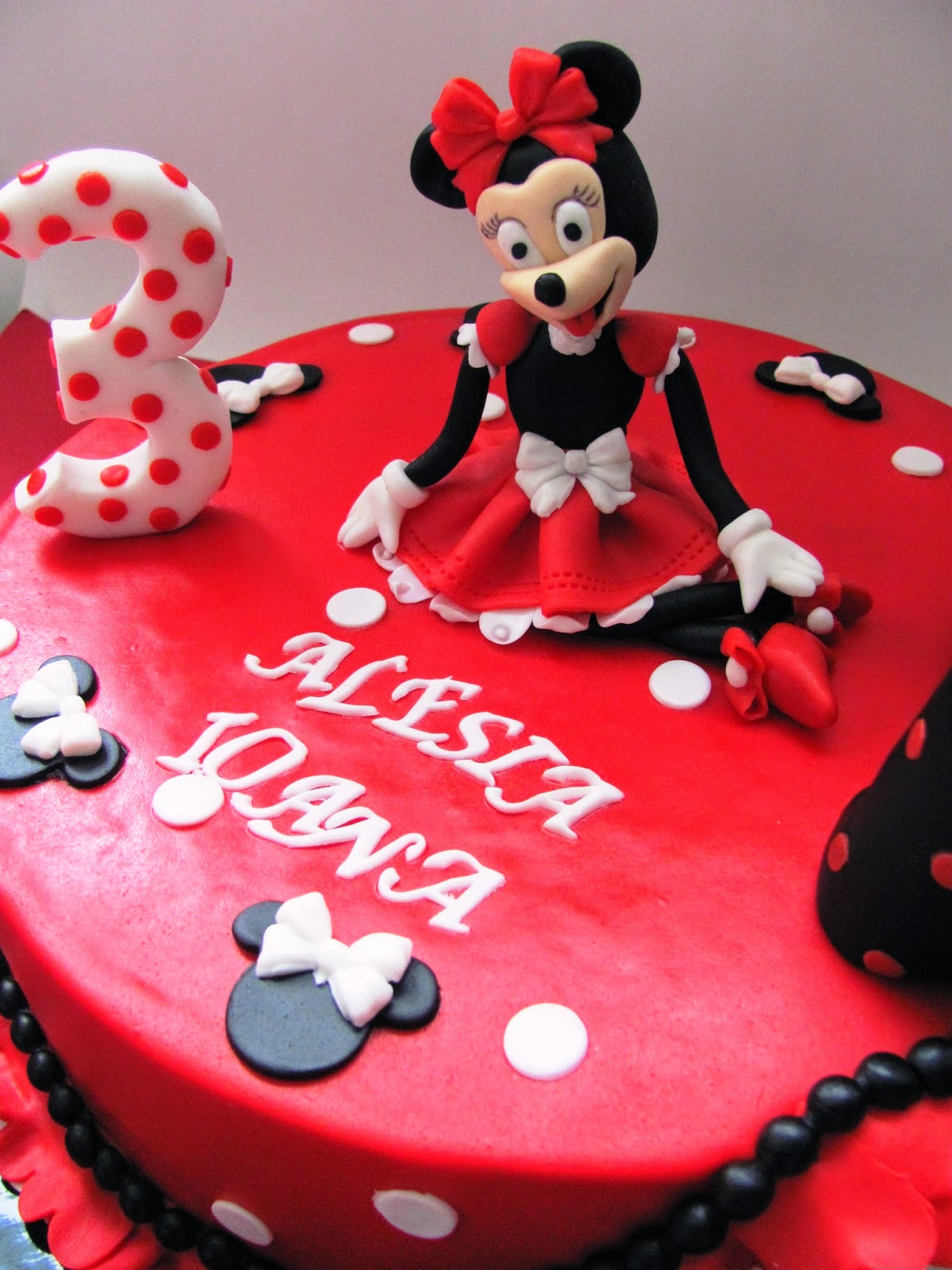 COMANDA TORT BUCURESTI: Tort Minnie pentru fetite!!!