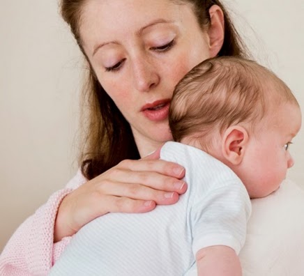 Infojelita: 3 Teknik Sendawakan Bayi