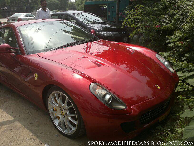 Sports cars in pakistan ~ Sports & Modified Cars