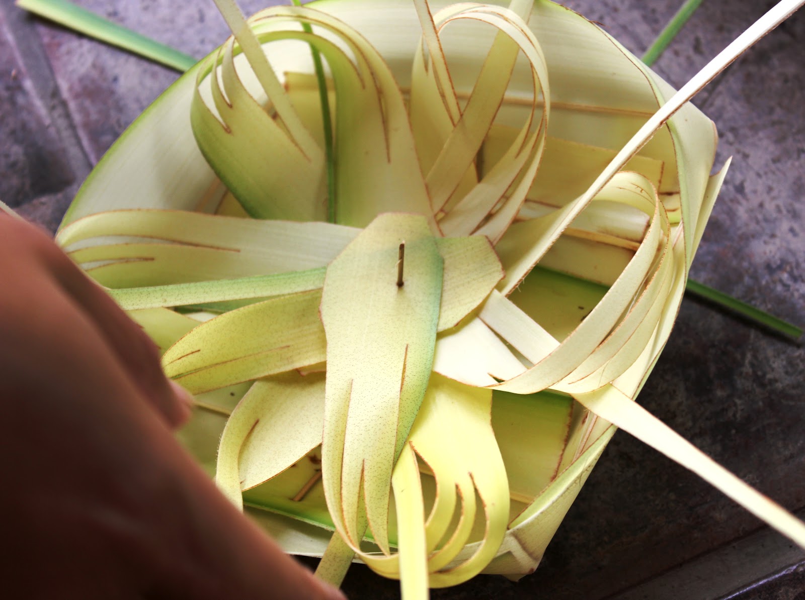 This Bamboo Life: How to make Canang Sari