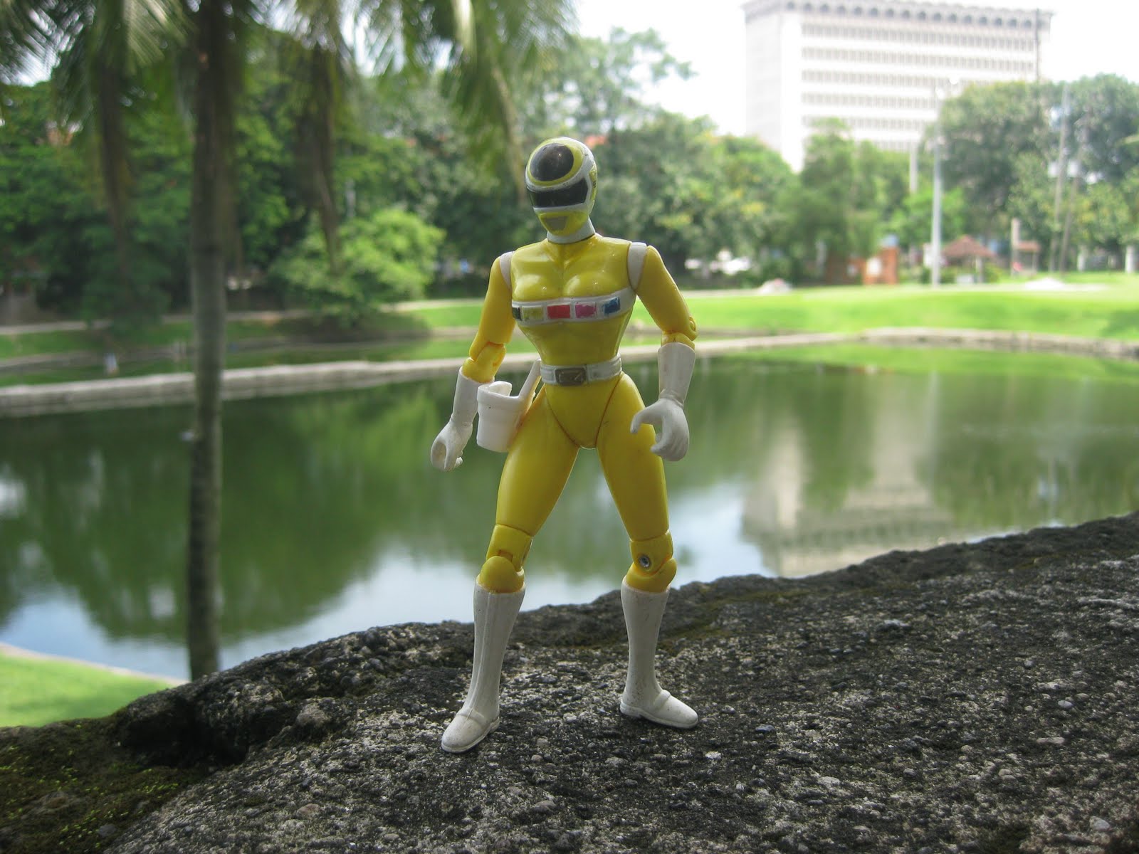 Percy's World of Toys: 1835. Yellow Mask