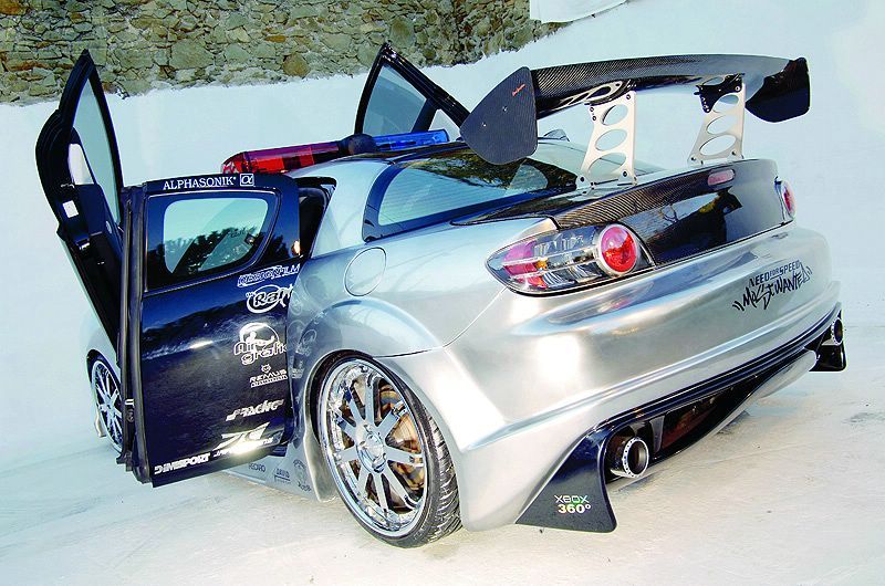 Fastuning: Police Car\, Tuning para la Policía Mazda RX-8
