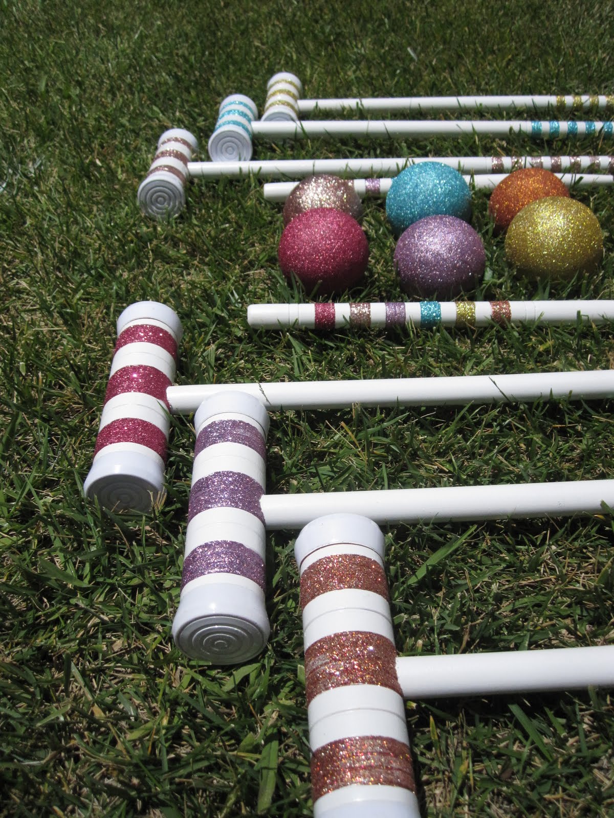 mintagehome: Craft 52 week 19: Glittered Croquet Set