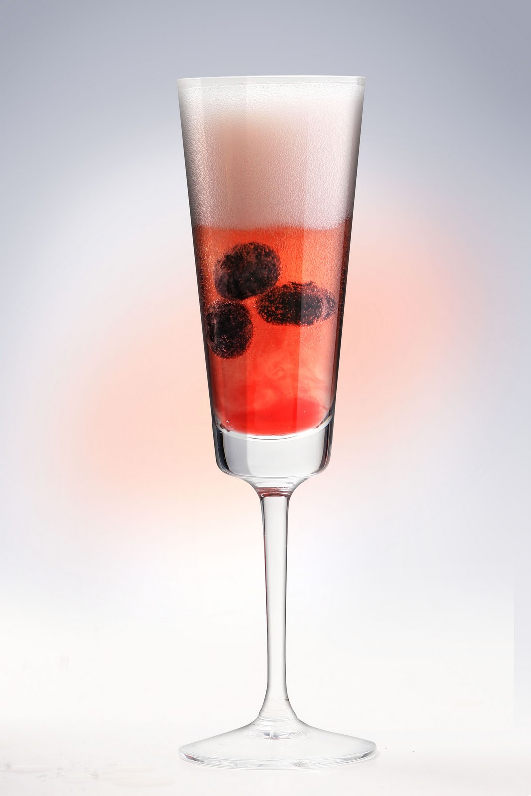 Th!nk-Argentina: NIKOV SIGUE SIENDO EL ÚNICO VODKA ARGENTINO MULTI ...