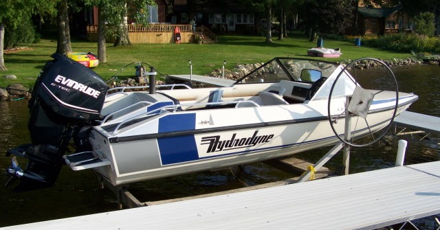 Dyna-Ski Boats: Upgrading to Evinrude digital controls