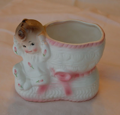 The Old Fashioned Baby Sewing Room: Vintage Baby Vase - Cutest Ever!