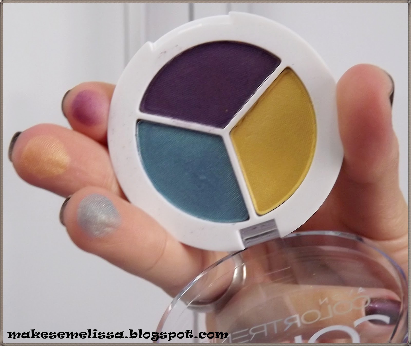 Makes e Melissa: Trio de sombras Avon Color Trend Fantasia