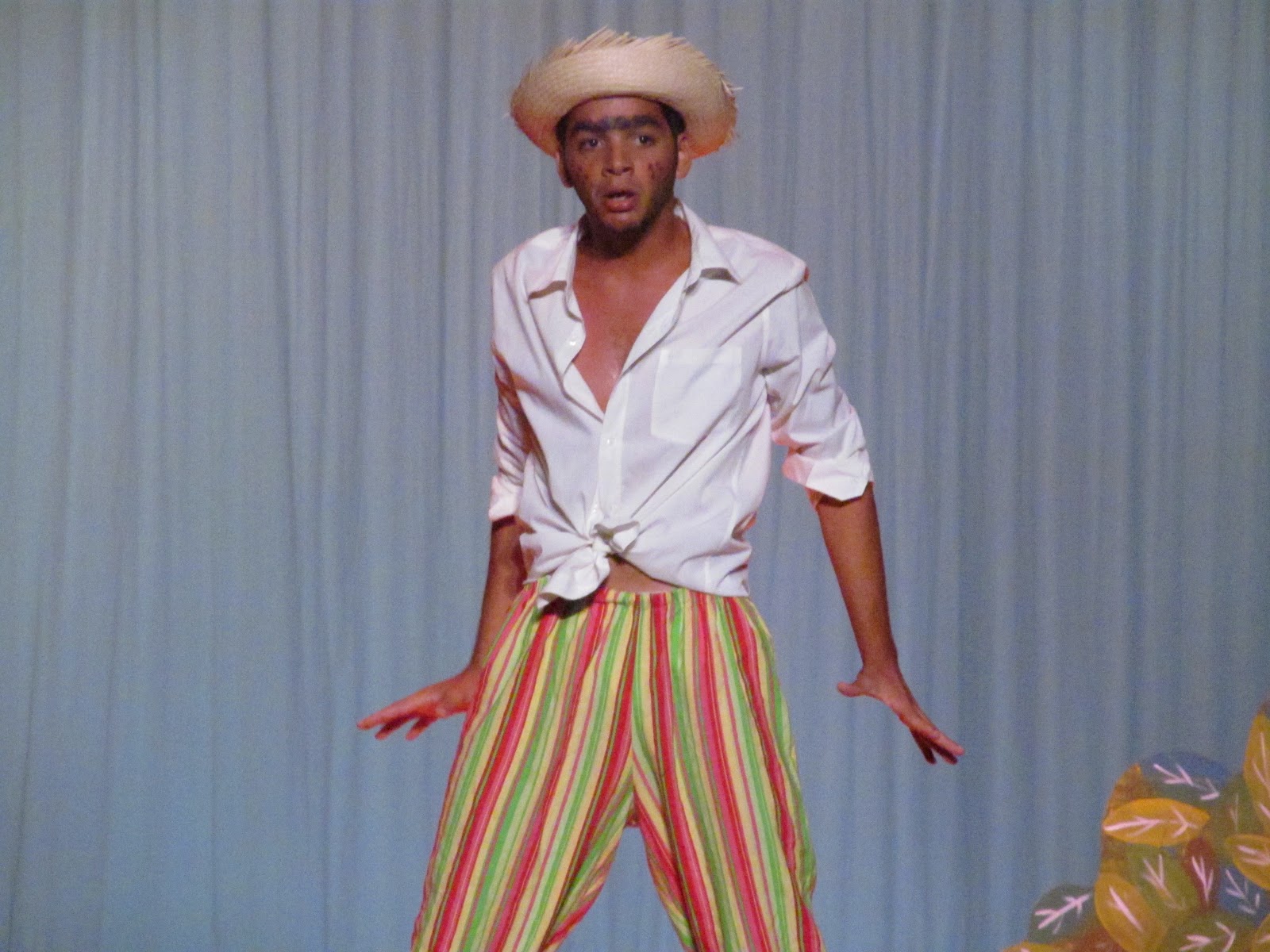 Pasionaria!: Obra Teatral: Juan Bobo