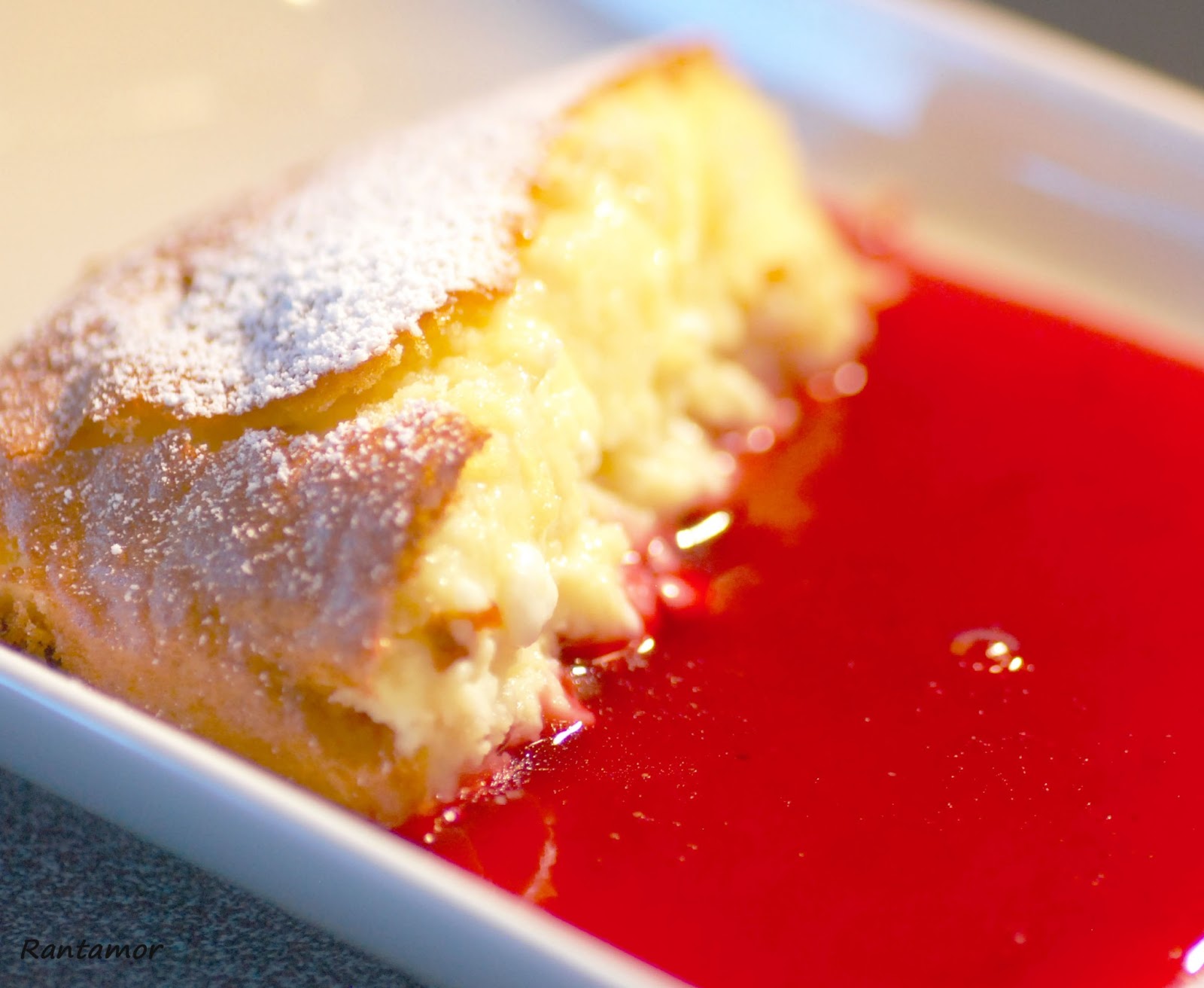 Matbibeln och andra jävla recept: En enkel Ostkaka med Saftsoppa på ...