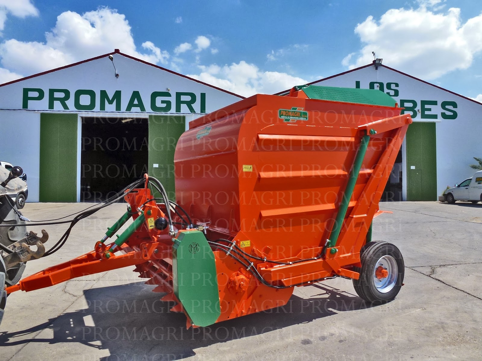 PROMAGRI S.C.A. La Carlota, Córdoba: TRITURADORA "MULE"