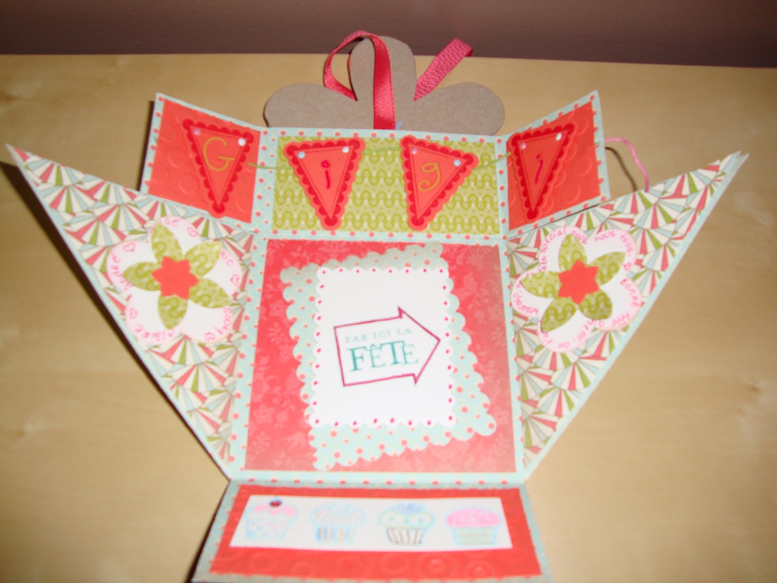 Crafty Cooky: Six-Fold Card