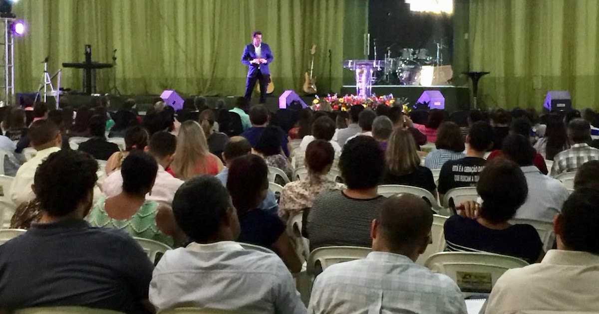 Pastor Conrad fala sobre a famosa Igreja King Jesus nos EUA - Coluna ...