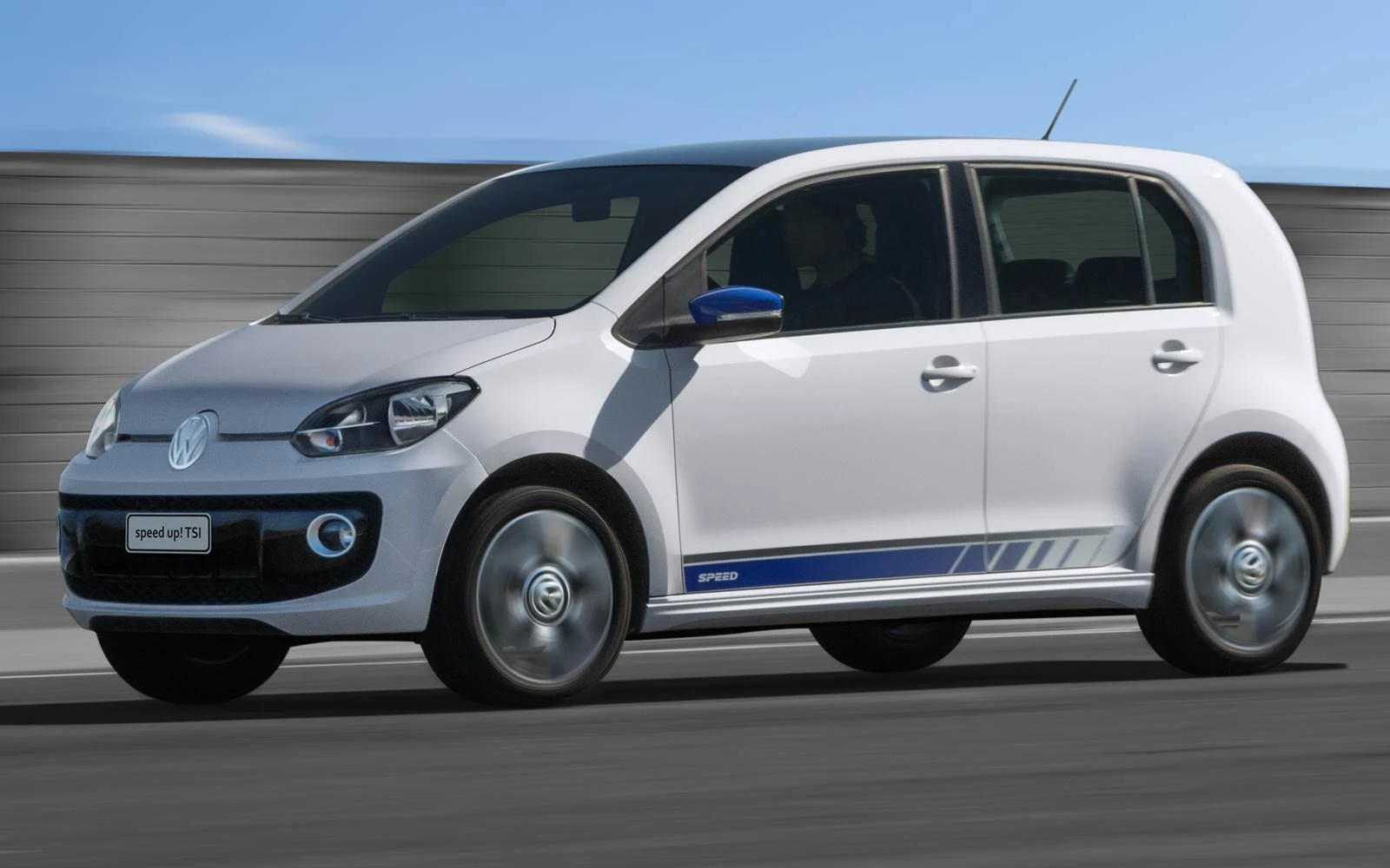 Volkswagen Up! TSi supera Fluence GT Turbo em Interlagos