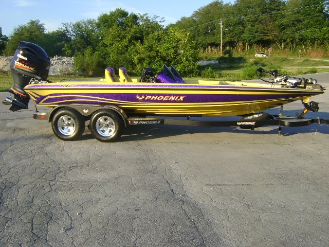 Build A Phoenix Bass Boat 4d