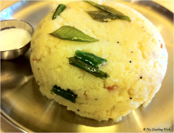 My Sizzling Wok: Onion Rava Upma