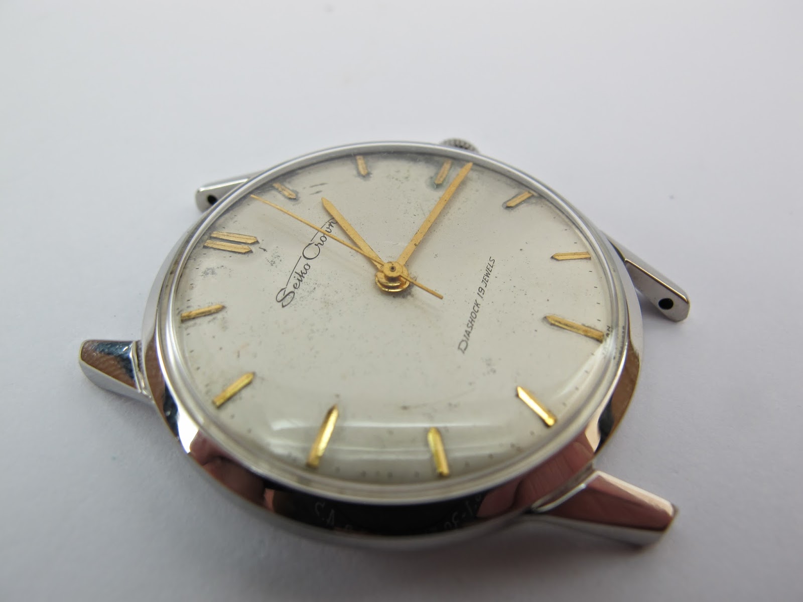 watchopenia: Seiko Crown: An antique gentleman's dress watch.