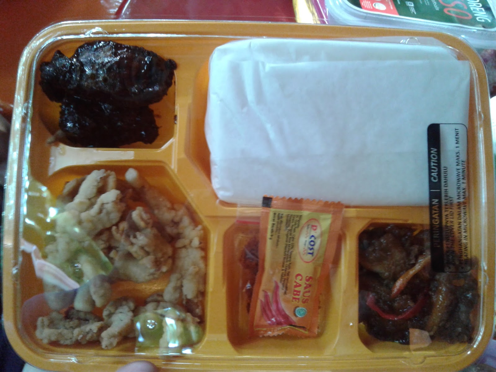 The Light Of Heaven: Semakin Banyak Pilihan Makanan Di Restorasi Kereta Api