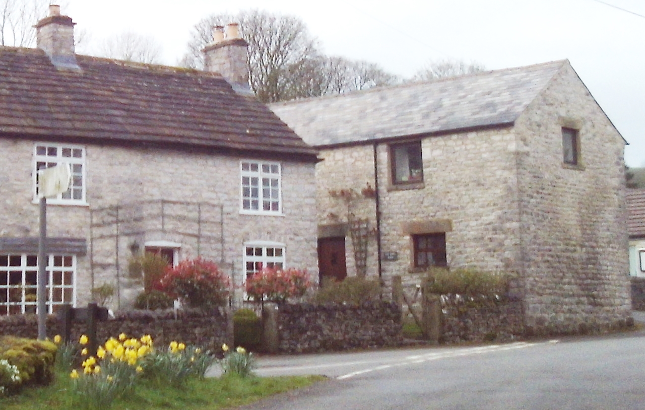 Walking The Peak: Taddington, Priestcliffe Ditch, Blackwell, Wormhill ...