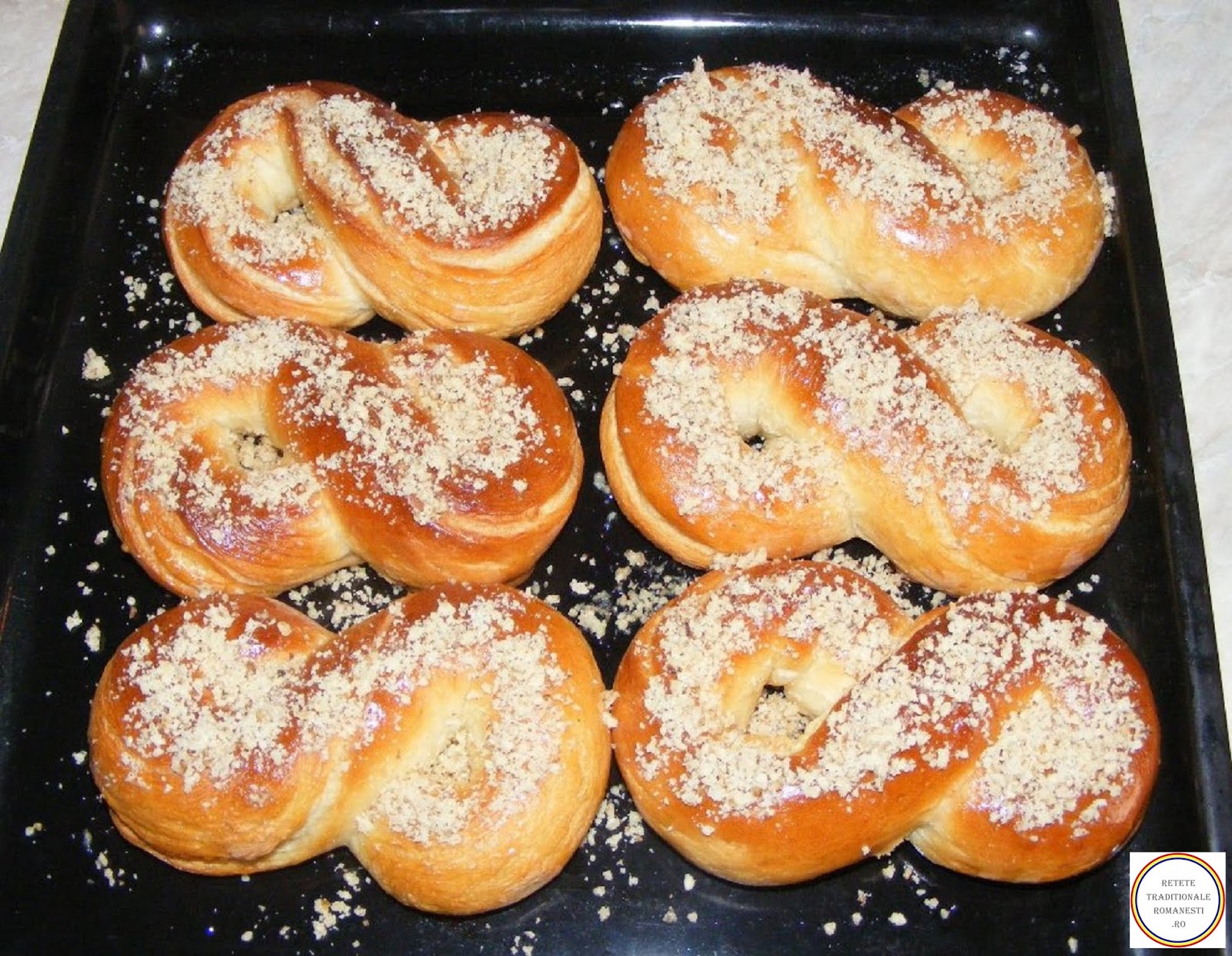 Mucenici moldovenesti sau sfintisori reteta ...