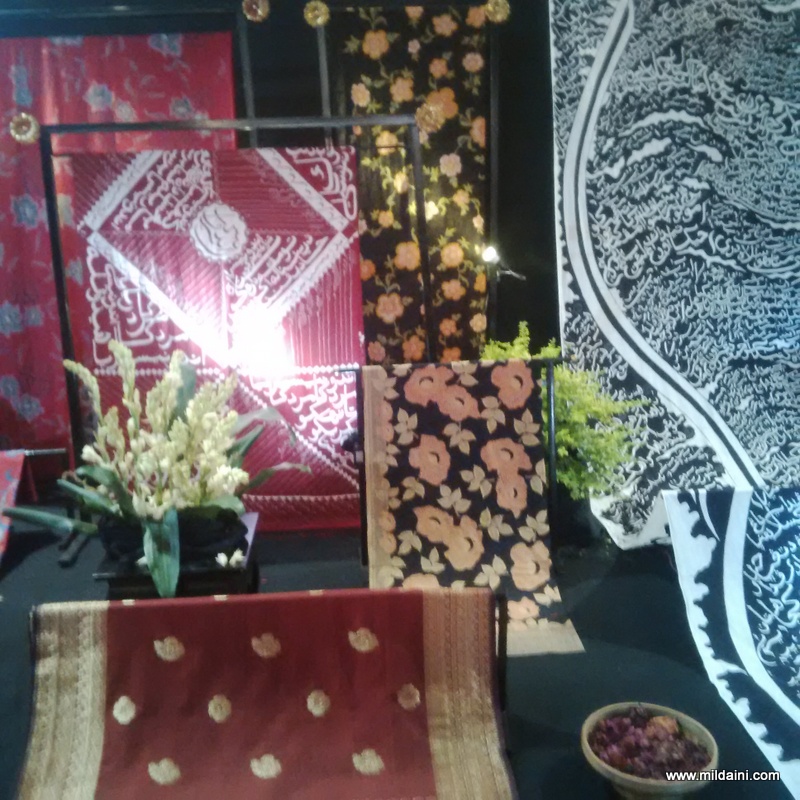 DATA TP FB-UDINA: Pesona Dan Keindahan Batik Besurek Kain Khas Dari ...