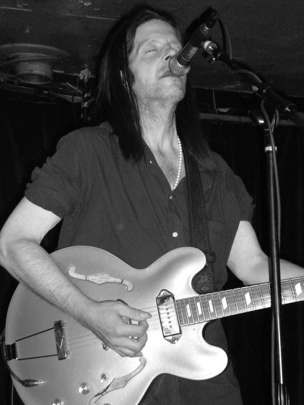 There's Something Hard in There: Grant Hart: A Handful of Husker Du ...