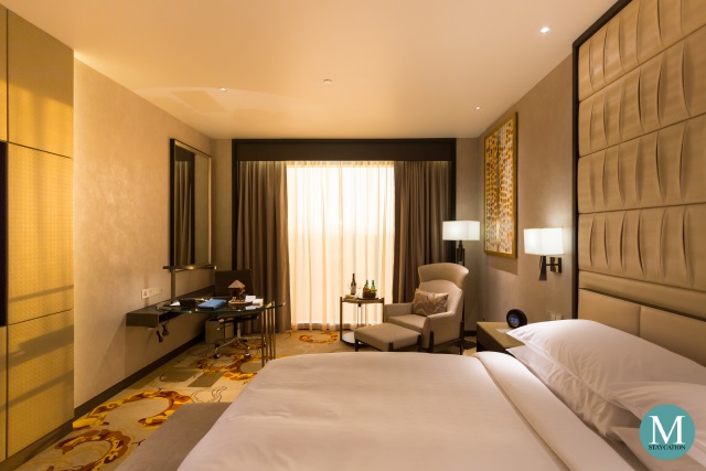 Sheraton Manila Hotel » Deluxe Room