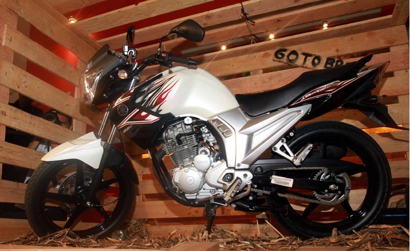 Spesifikasi New Scorpio Z 225 CC |SPESIFIKASI DAN MODIFIKASI MOTOR