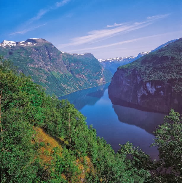 The Pacific Maritime: Landforms