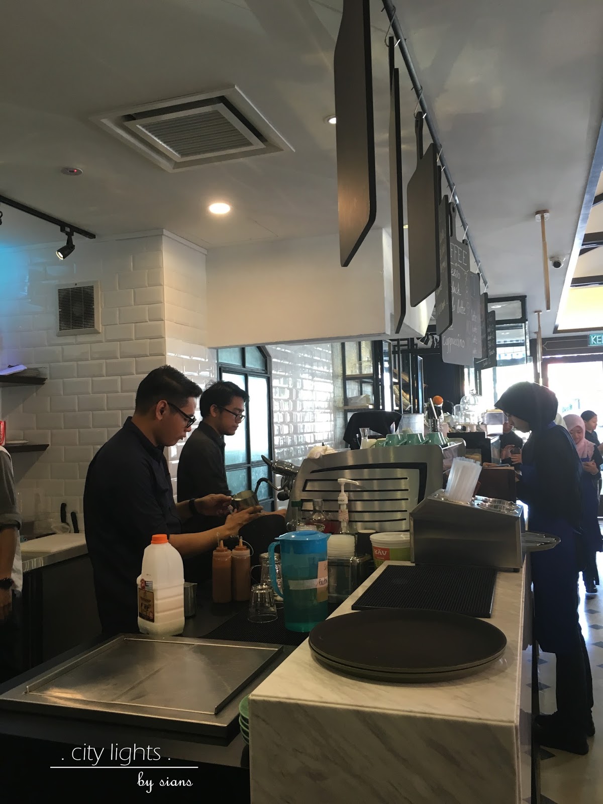 dotty's pastries & coffee, ttdi | city lights